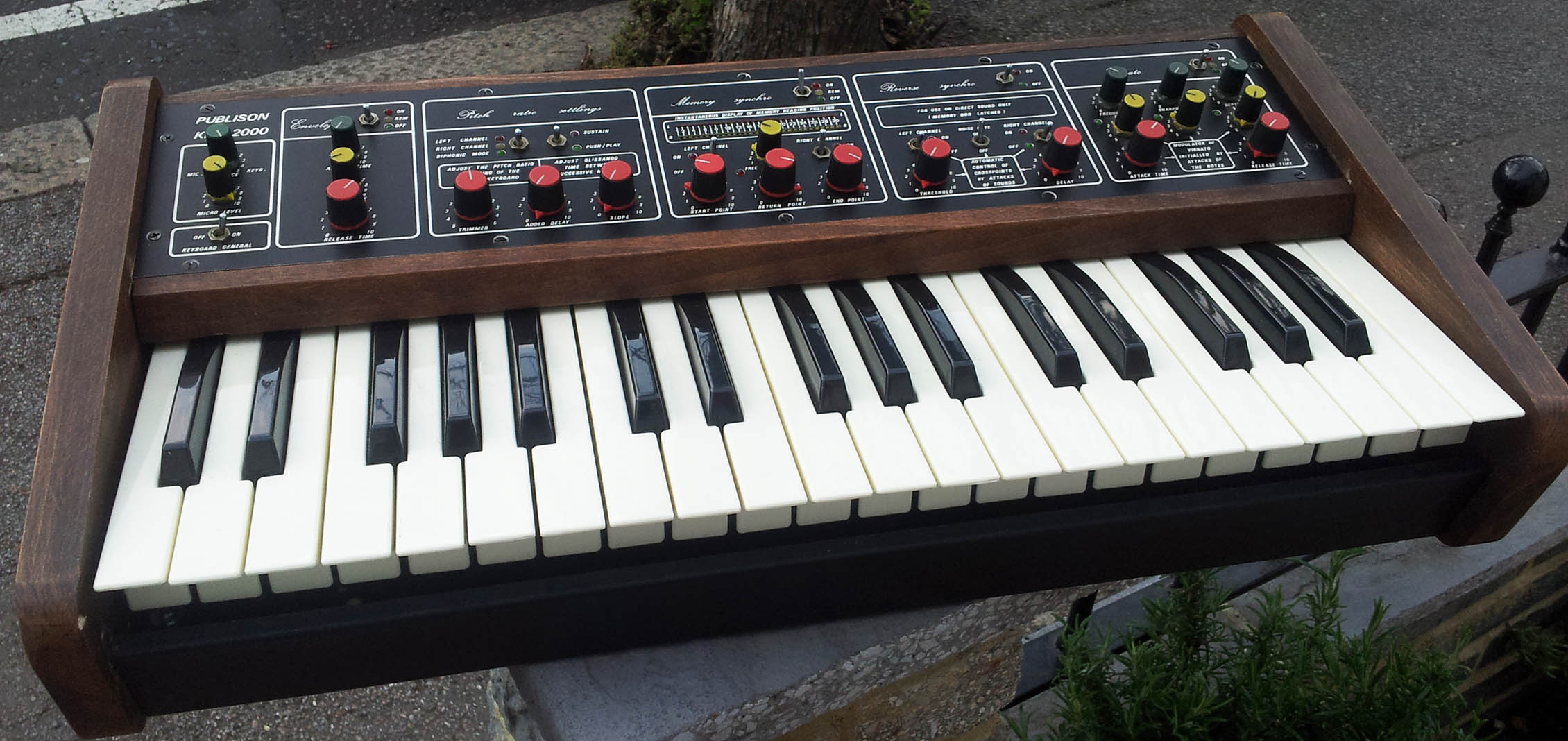 Spheremusic - Bargain or auction detail